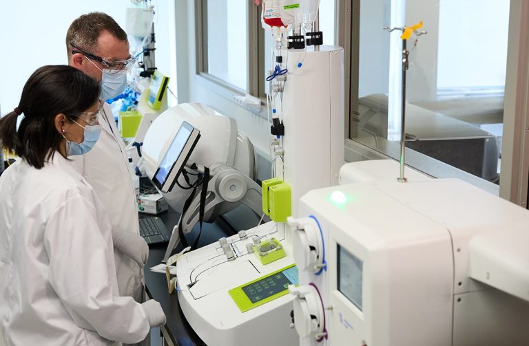 Autologous Cell Therapy Manufacturing - OmniaBio